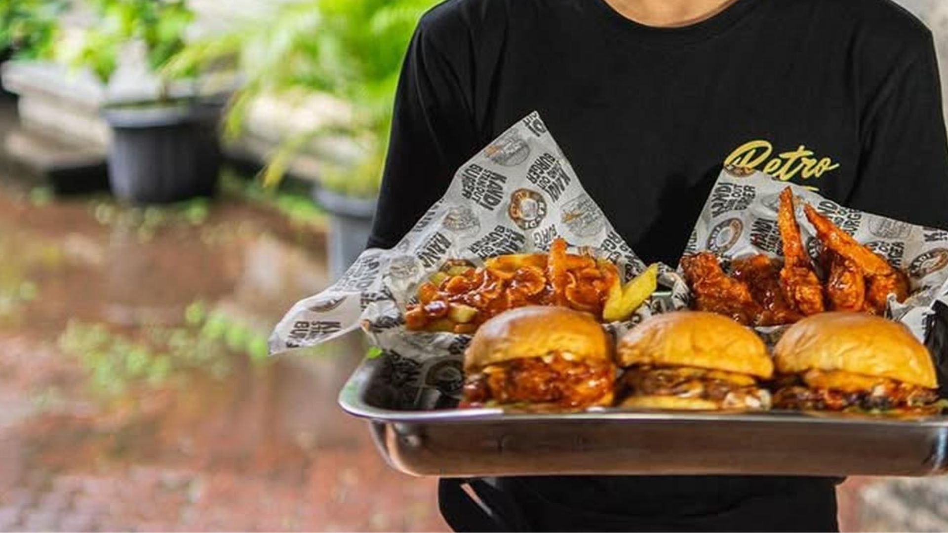 Kandi Burger – Helping people enjoy delicious burgers